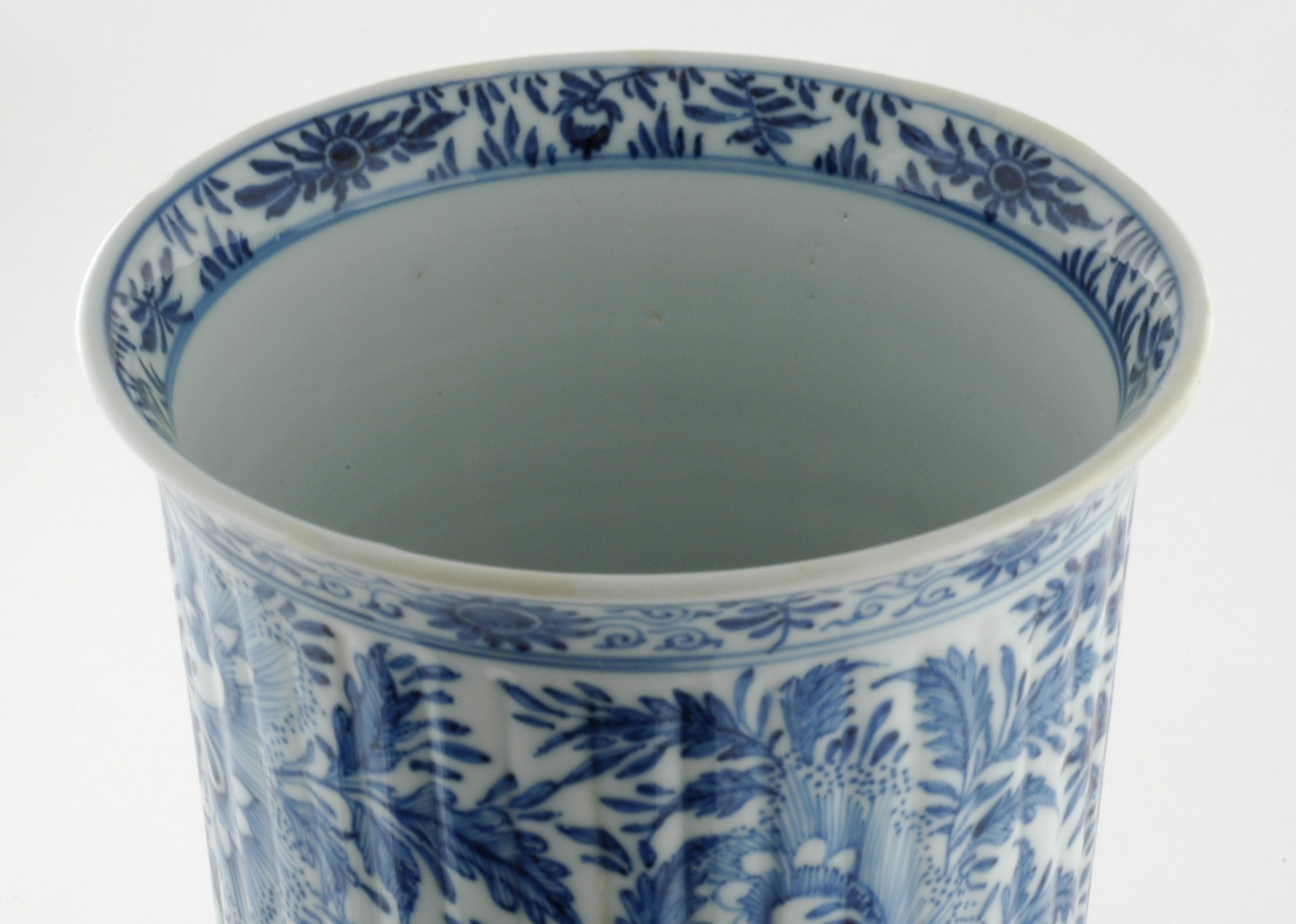 Fine Chinese Export Beaker | Michael Pashby Antiques